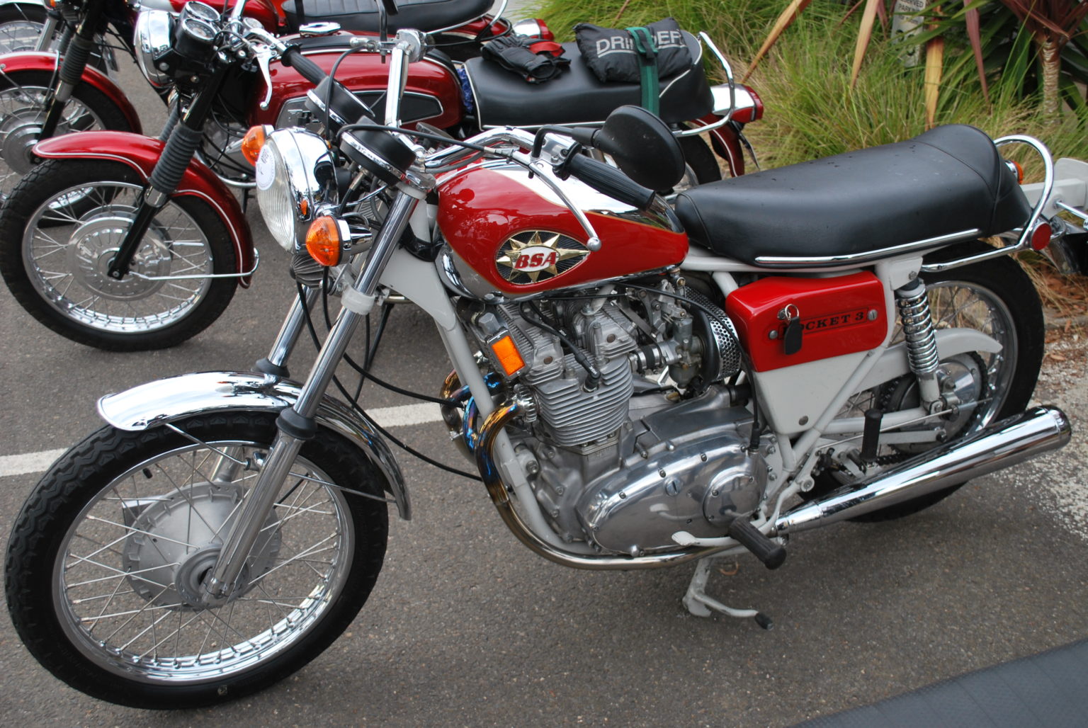 Aussie Triples – Website dedicated to 3 Cylinder Triumph and BSA ...